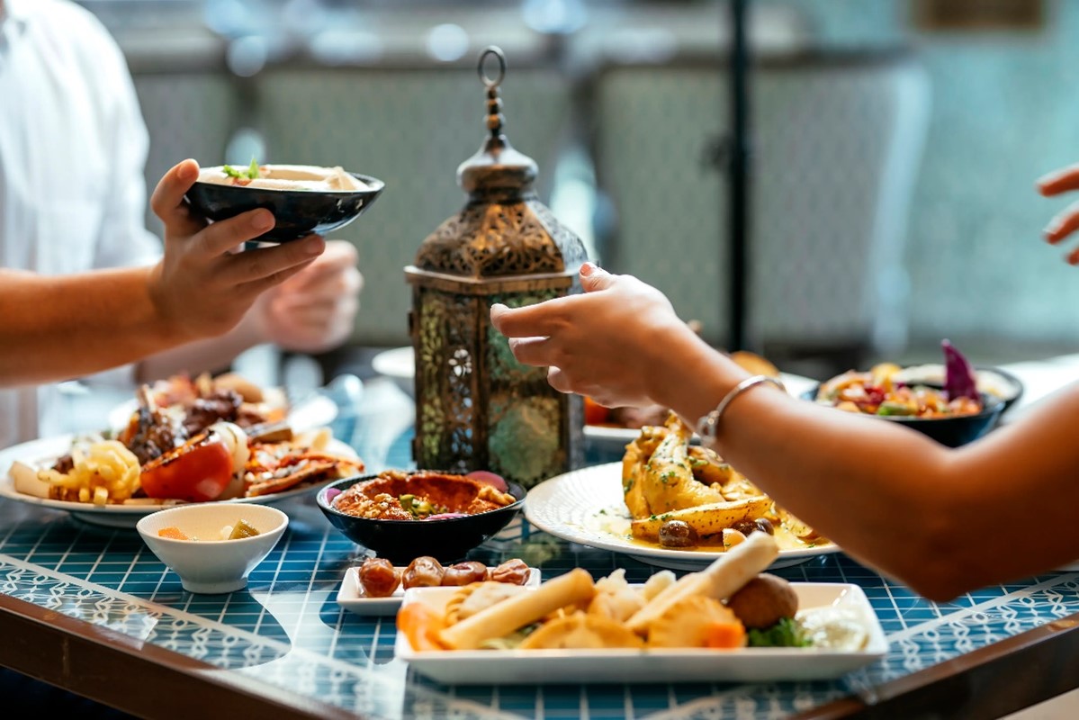 UAE's Food & Drinks Market: Opportunities During Ramadan - British ...